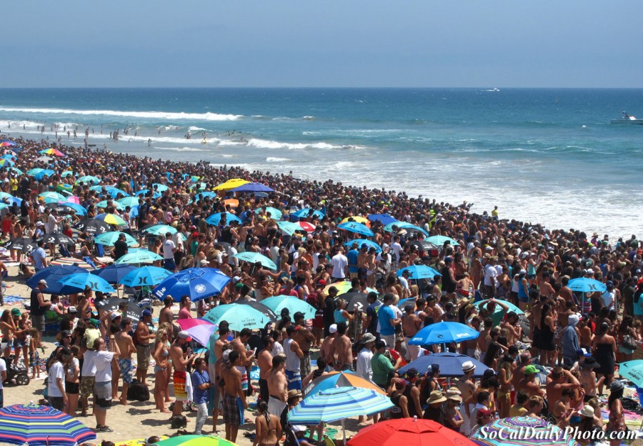 Large Crowds Gathered at the 2012 US Open of Surfing | Southern ...